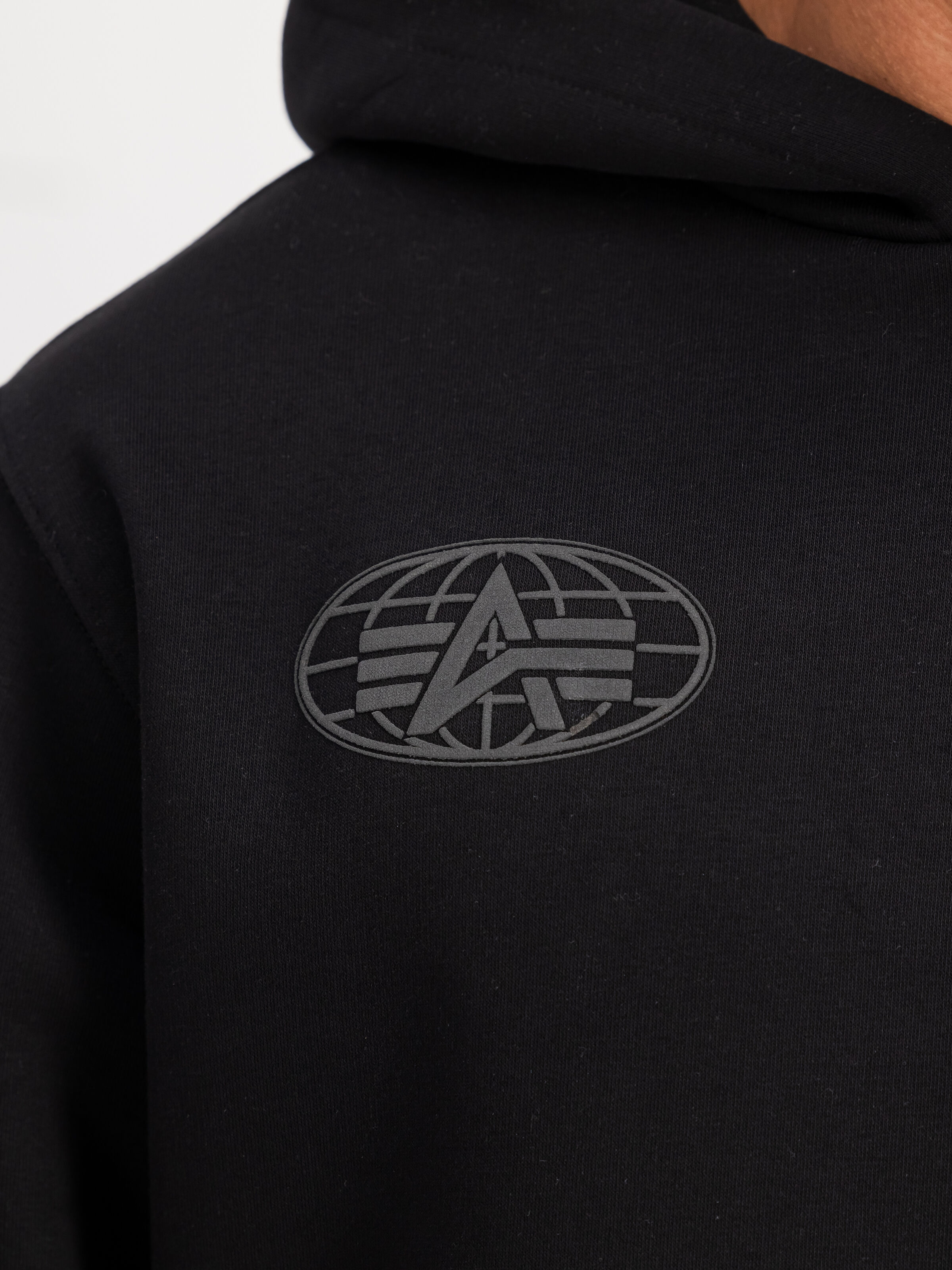 World Logo Backprint Hoodie | Alpha Industries