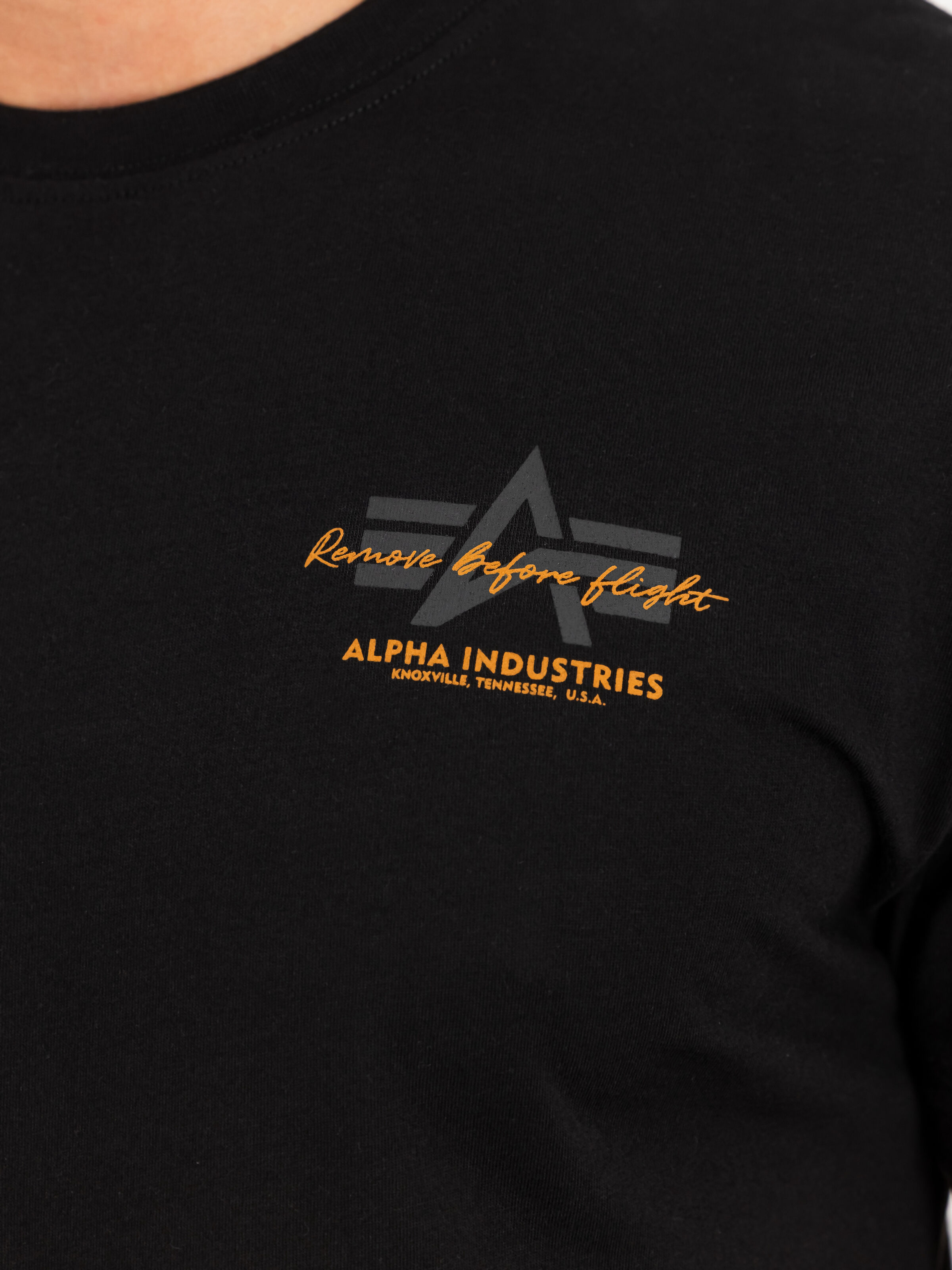 Tonal Logo Print T-Shirt | black | M | 266525-03-M