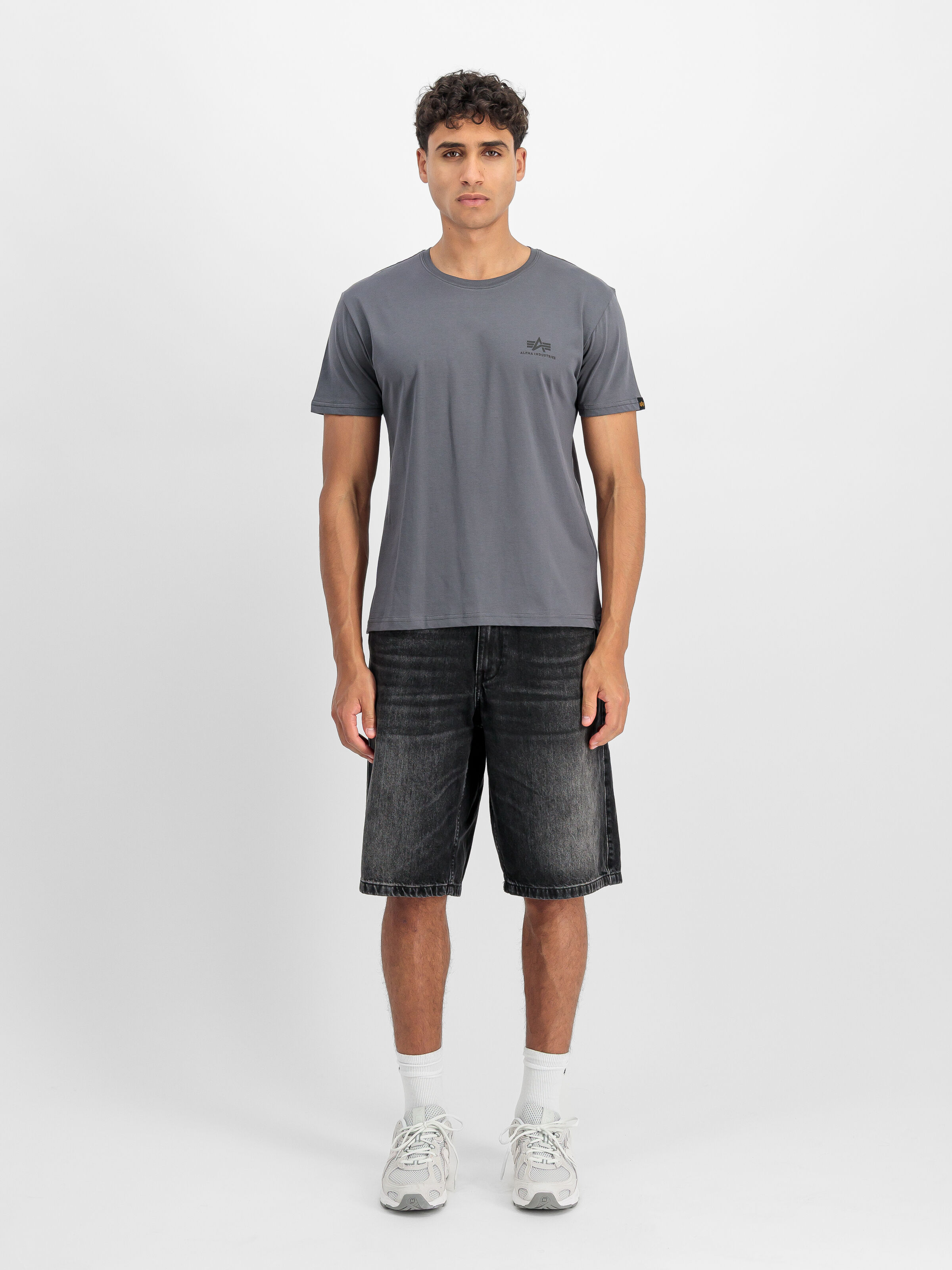 Basic Small Logo T-Shirt | Alpha Industries